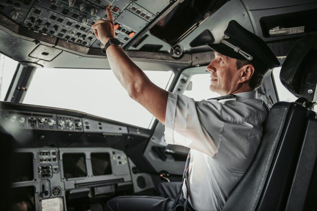 What Are the Physical Requirements to Be a Pilot? | Kingsky FA