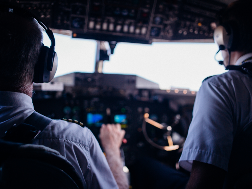 A Guide to an Essential Pilot Emergency Checklist | Kingsky FA