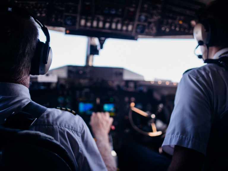 A Guide to an Essential Pilot Emergency Checklist | Kingsky FA